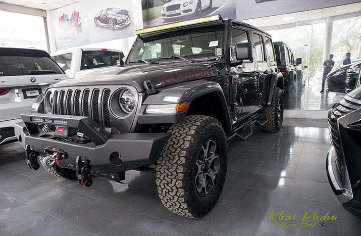 Cận cảnh xe SUV địa hình Jeep Wrangler Rubicon 2020 đầu tiên về Việt ...