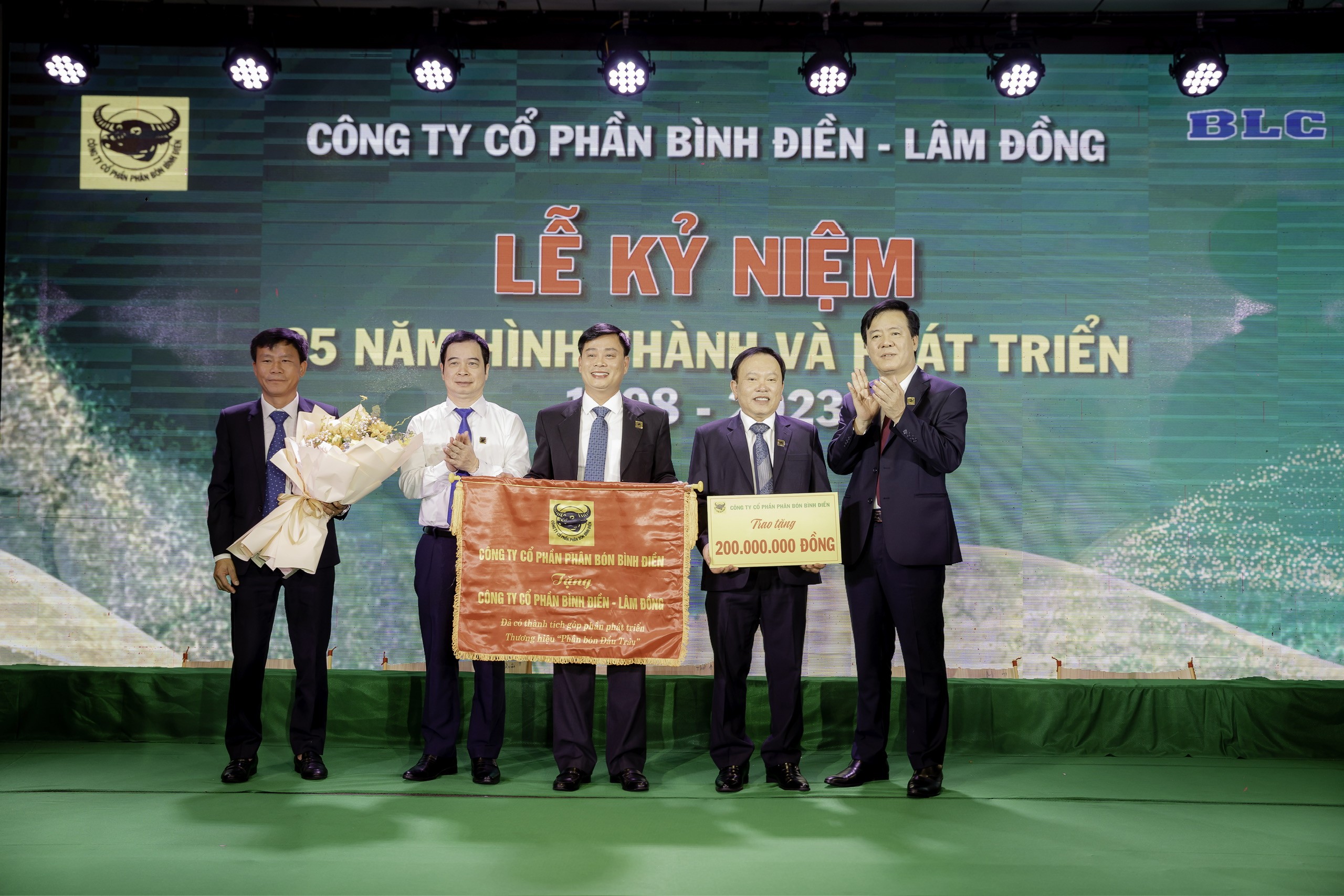 Bình Điền Lâm Đồng đạt được sản lượng tiêu thụ bình quân trên 75000 tấn ...