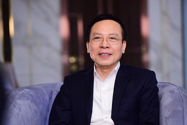 Nghệ nhân “đẽo ngọc” cho đời